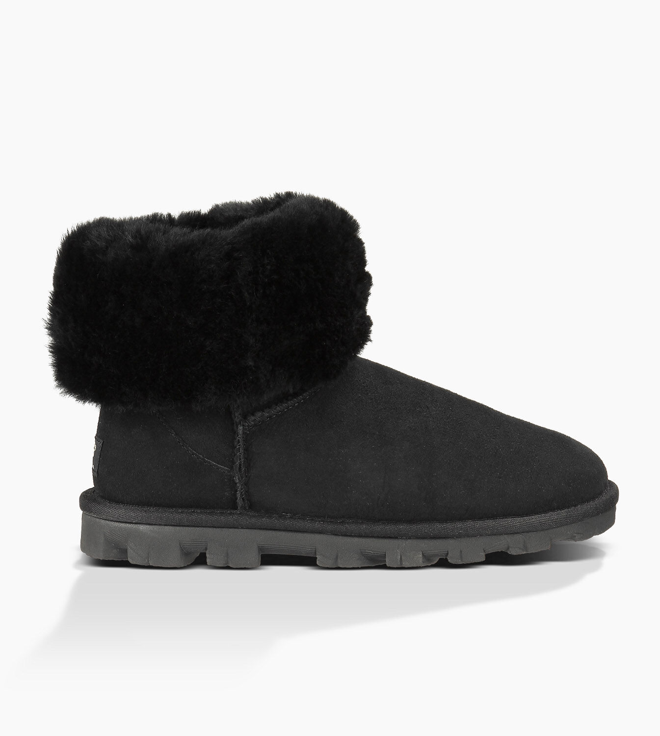 UGG® Essential Short Classic Boot for Women | UGG® Greece